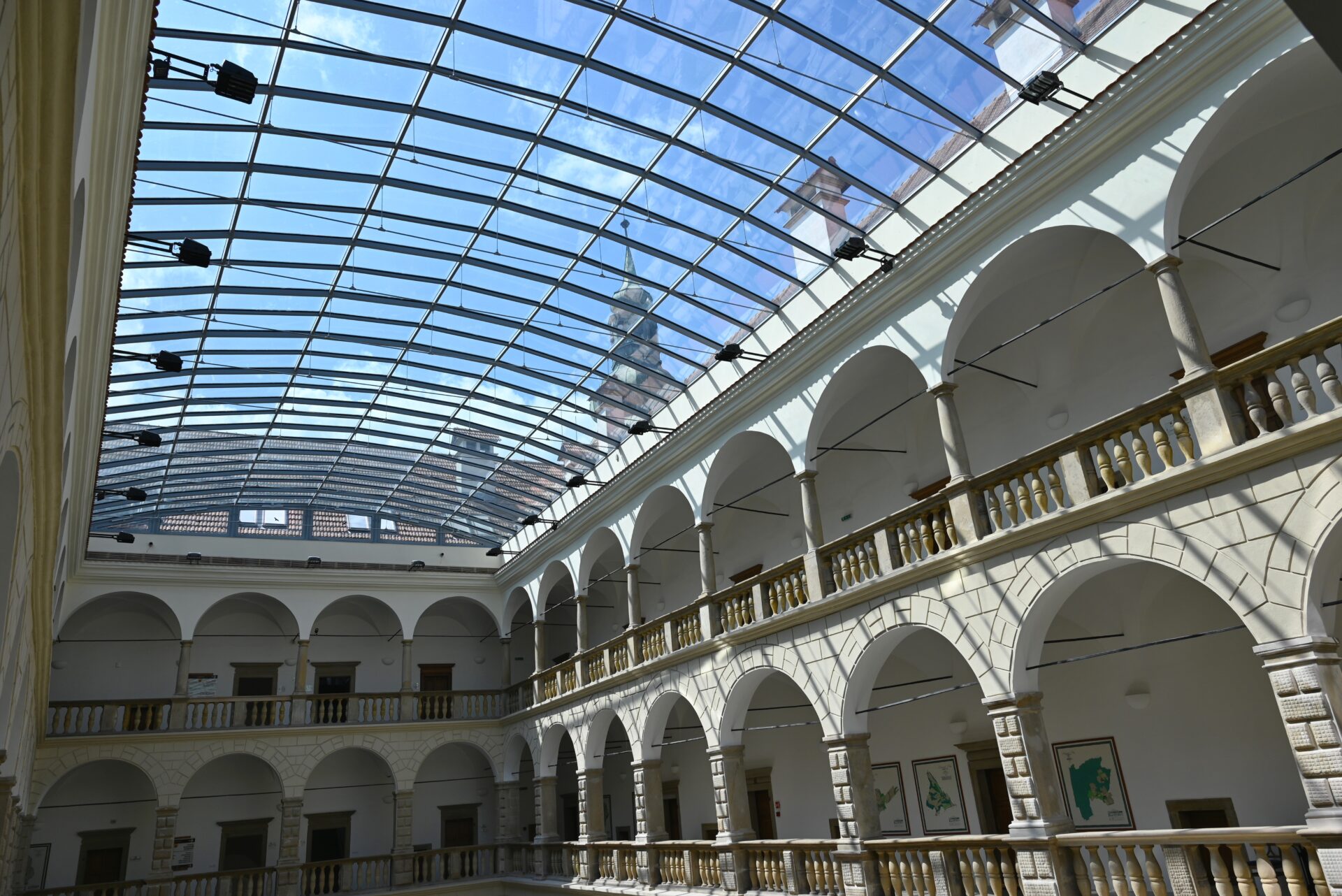 Generální oprava zastřešení dvorany zámek Hranice - Olomoucká aglomerace